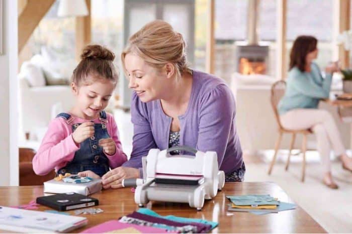 The Best Fabric Cutting Machine in 2023 (Reviews & Comparison)