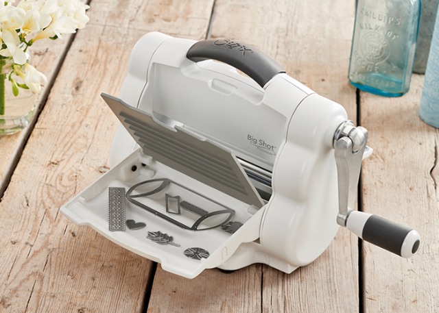 Best Die Cutting Machine for Beginners in 2025 (Reviews & Table)