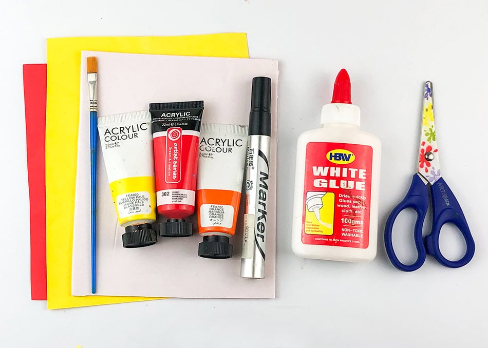 Fun finger-painted Turkey Thanksgiving Craft for Preschoolers & Toddlers