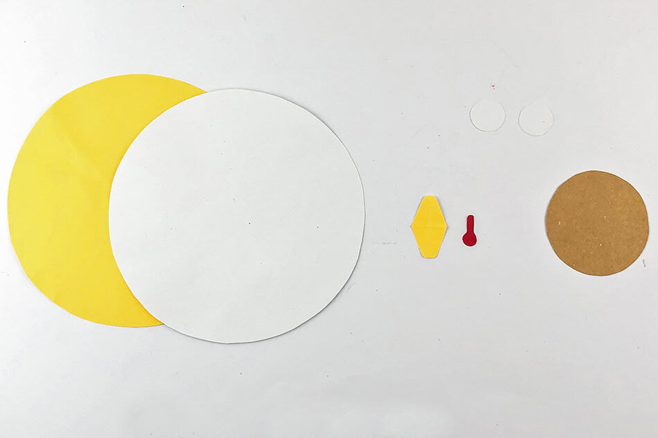 Fun finger-painted Turkey Thanksgiving Craft for Preschoolers & Toddlers