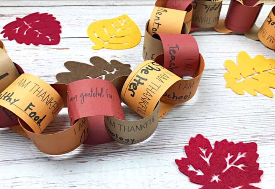 10 Faith-Filled Christian Thanksgiving Crafts for Kids That Teach Gratitude