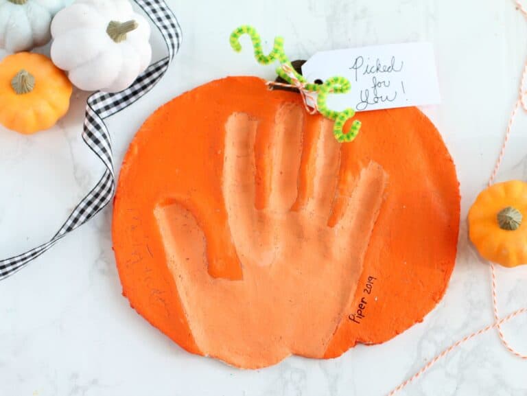 25 Fun Fall Handprint Crafts for Kids Perfect for Autumn Memories