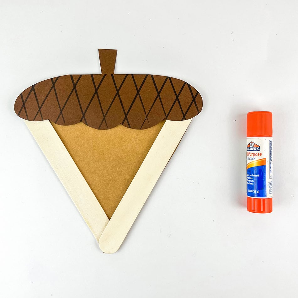 Cute Woodland Acorn Craft Using Popsicle Sticks That Kids Will Go Nuts Over