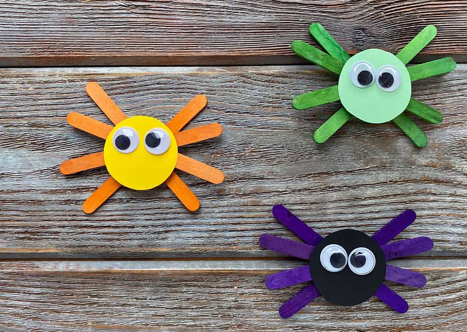 Simple + Cute Popsicle Stick Spiders with Natural Spider Web for Kids ...
