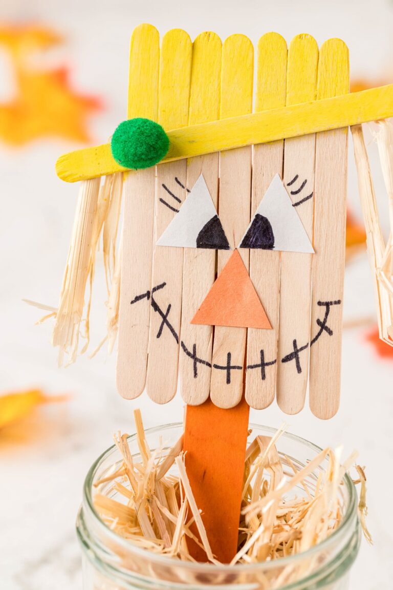 22 Fall Scarecrow Crafts for Kids That are Friendly and Not Spooky