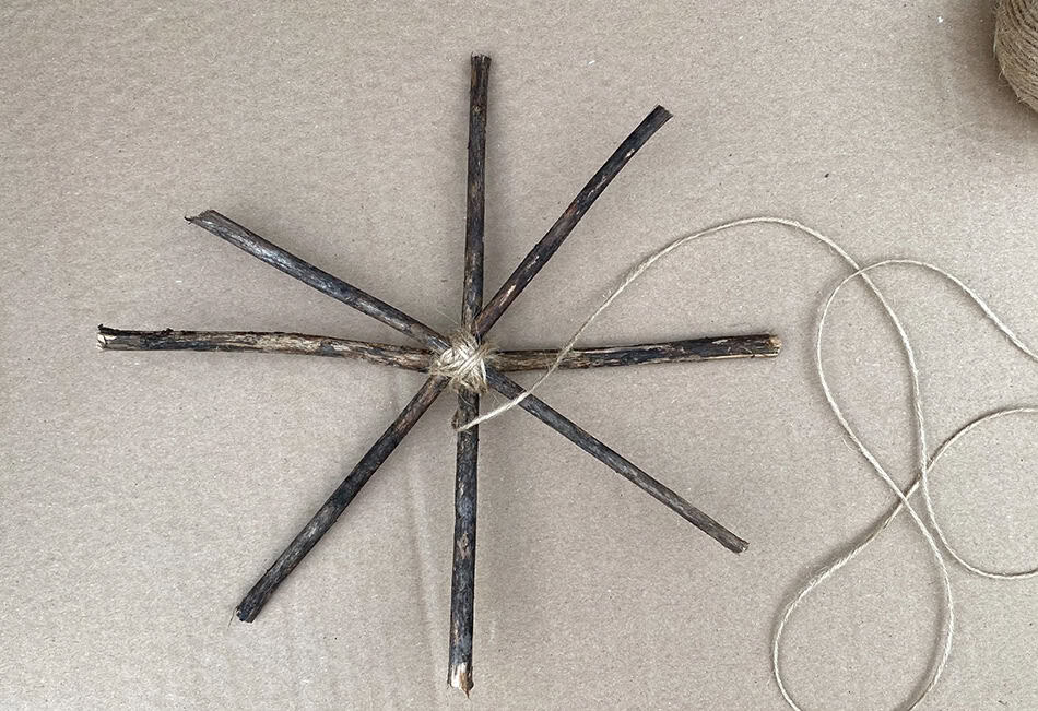 Simple + Cute Popsicle Stick Spiders with Natural Spider Web for Kids ...