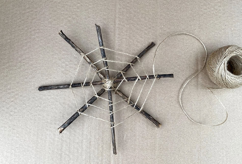 Simple + Cute Popsicle Stick Spiders with Natural Spider Web for Kids ...