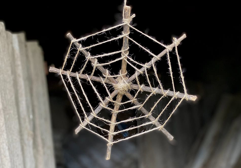 Simple + Cute Popsicle Stick Spiders with Natural Spider Web for Kids ...