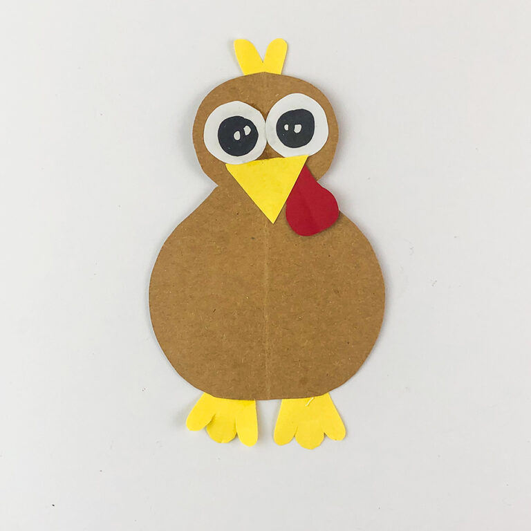 DIY Adorable Yarn Wreath Thanksgiving Turkey Craft for Kids (+ Template)