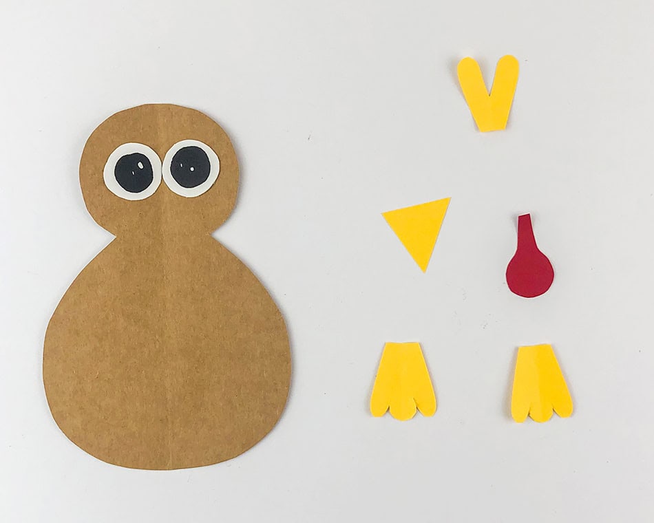 DIY Adorable Yarn Wreath Thanksgiving Turkey Craft for Kids (+ Template)