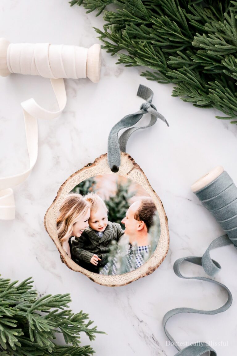 35 Christmas Keepsake Craft Ideas That Preserve Precious Memories