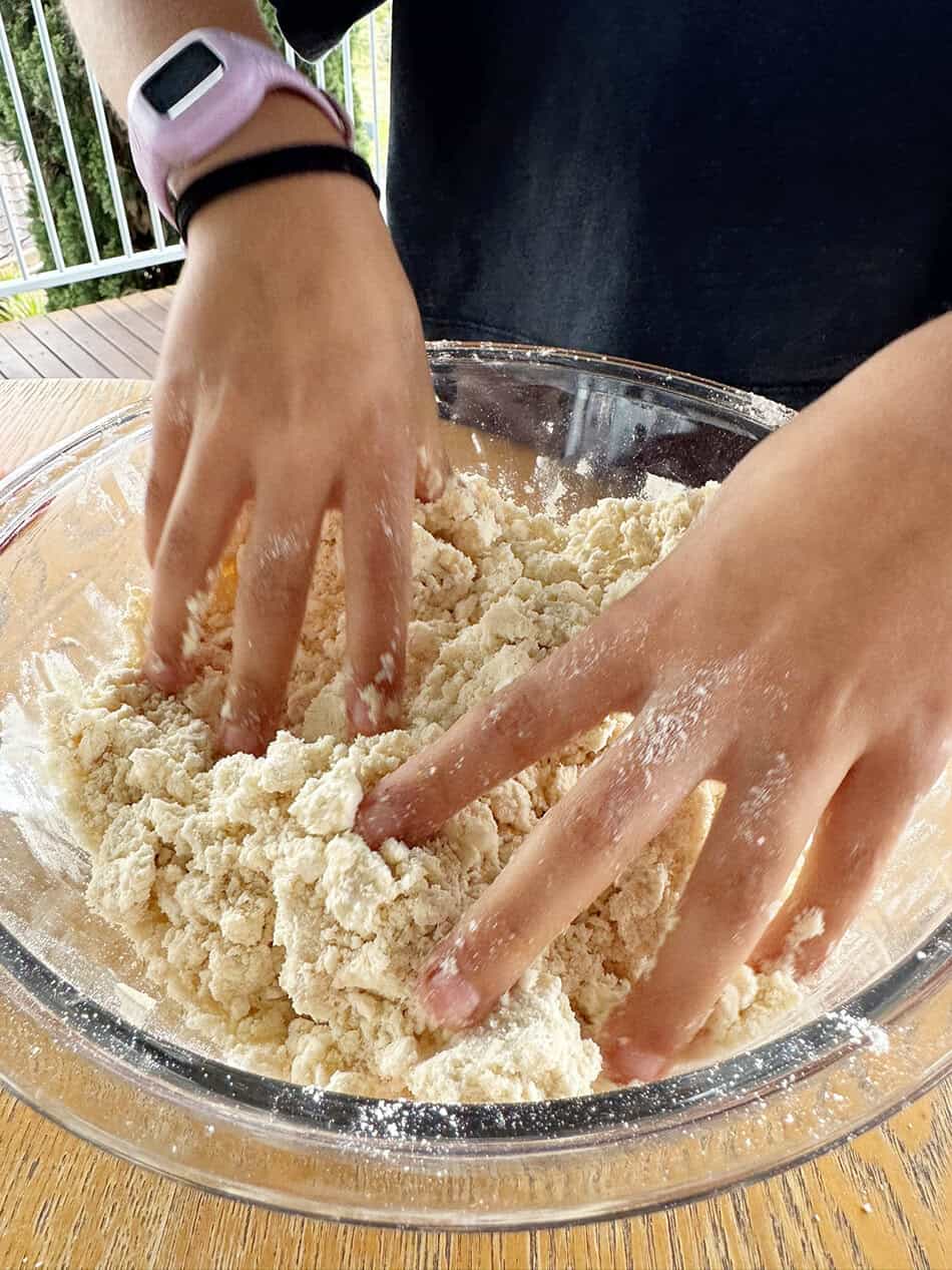 Easy Moon Sand Recipe Tutorial Using Just 2 Ingredients