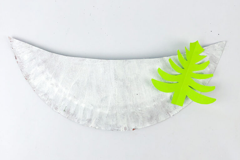 Interactive Moving Paper Plate Gingerbread House Craft for Kids