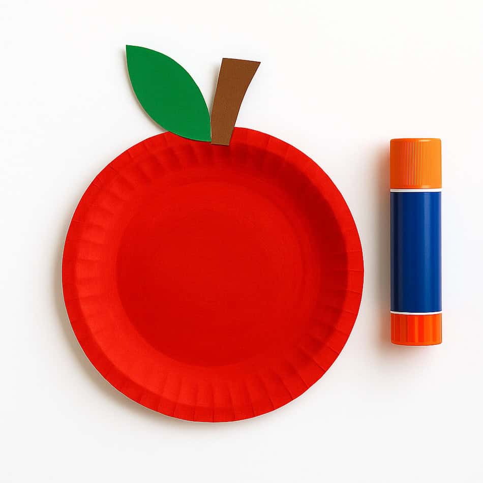 Super Easy parts of an Apple Paper Plate Apple Craft for Preschool