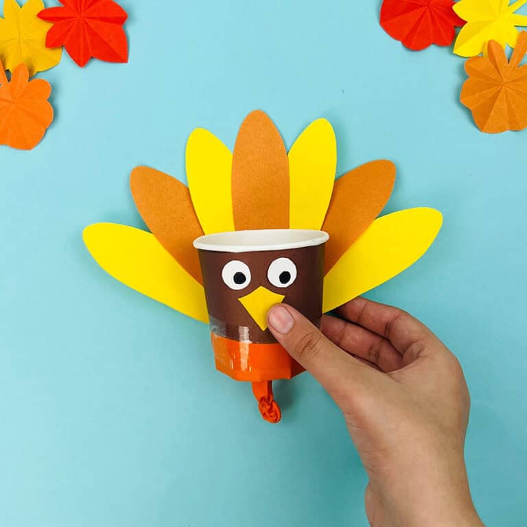Fun Thanksgiving Turkey Popper Craft for Kids That Launches Pom Poms