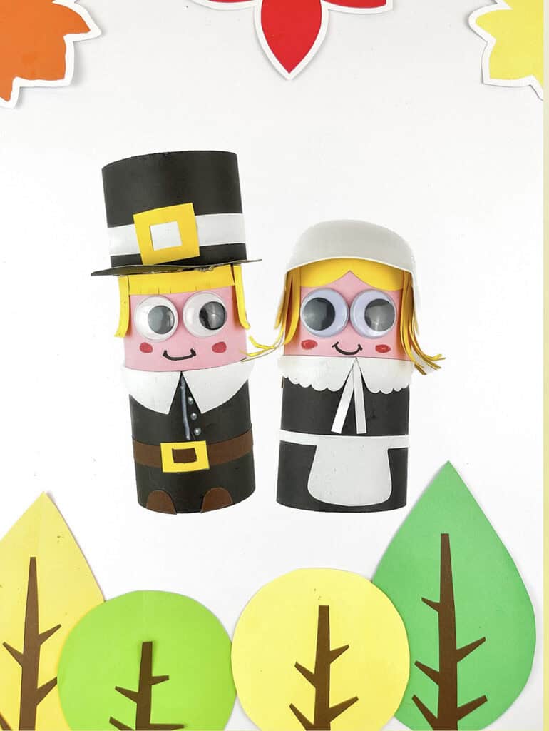Create a Complete Pilgrim Family with These 2 Toilet Paper Roll Crafts