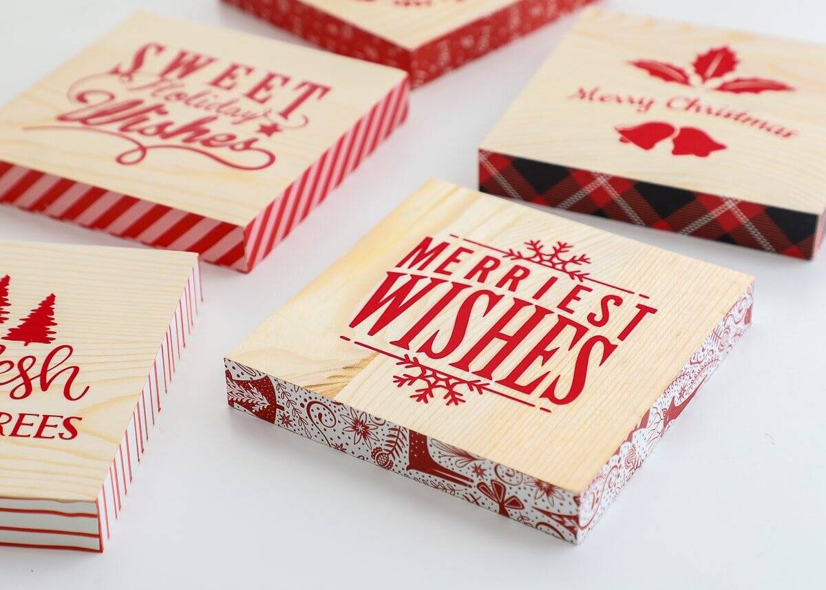 30 Cricut Christmas Signs to Make Your Holiday Décor Sparkle