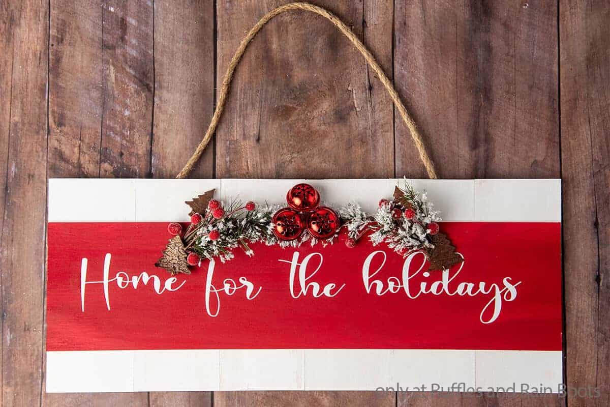 30 Cricut Christmas Signs to Make Your Holiday Décor Sparkle