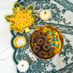Easy Adorable Turkey Donuts Recipe with Candy Corn for Thanksgiving