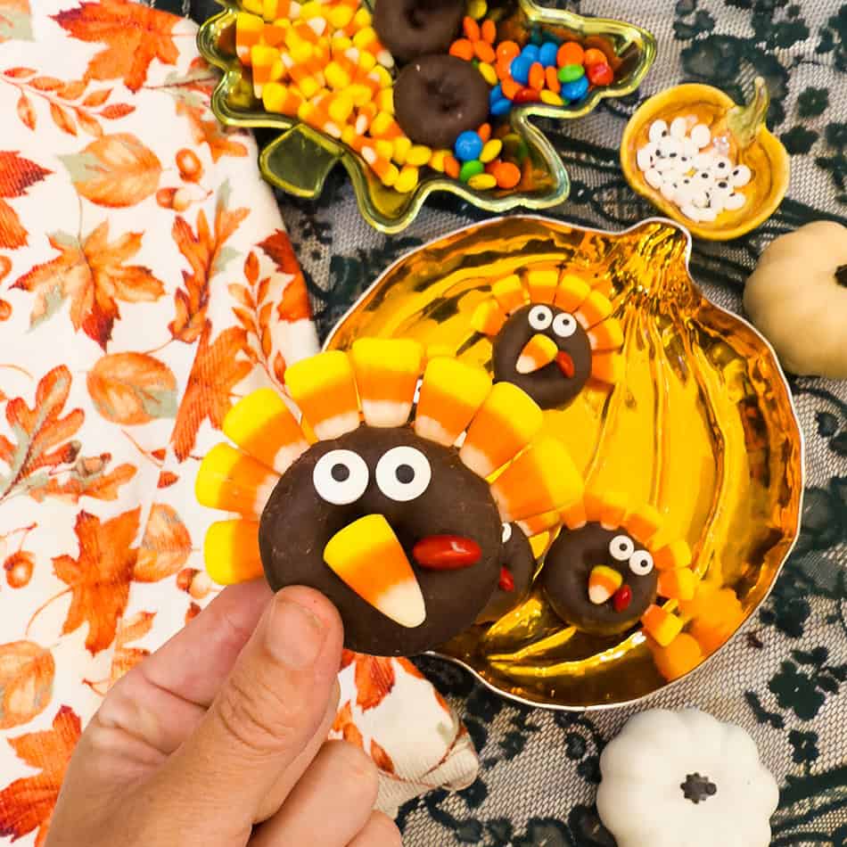 Easy Adorable Turkey Donuts Recipe with Candy Corn for Thanksgiving