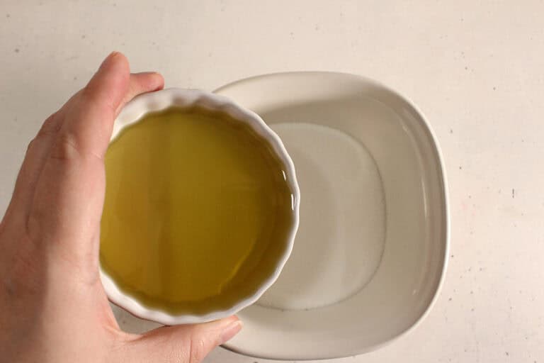 DIY Cranberry Sugar Scrub Recipe - Perfect for Homemade Christmas Gifts